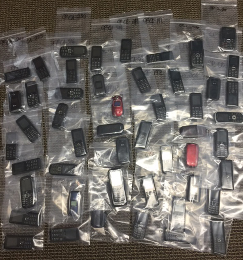 Large Lot of 50 Samsung Kyocera and LG Cell Phones